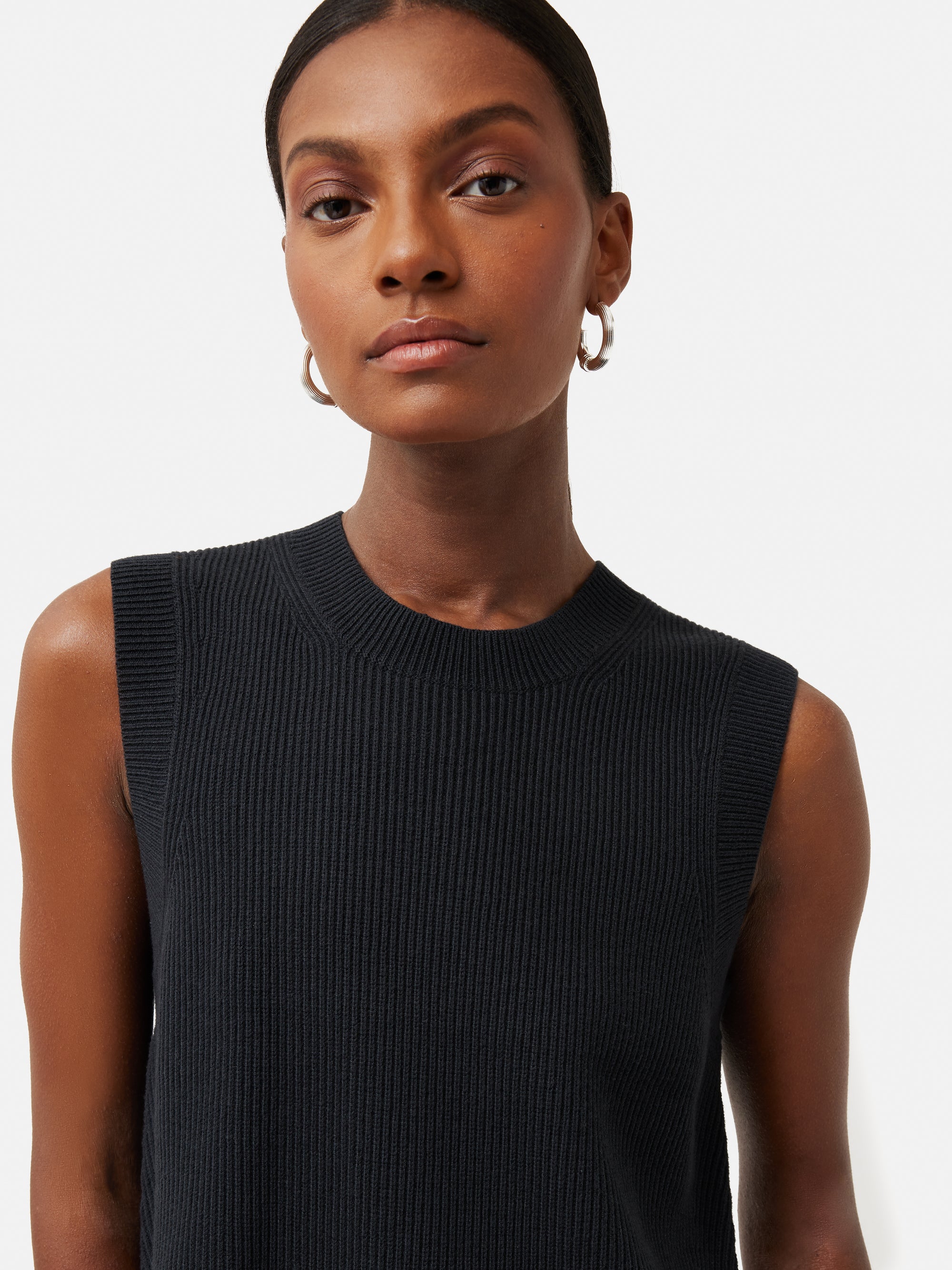 Cotton Blend Crew Tank | Black – Jigsaw