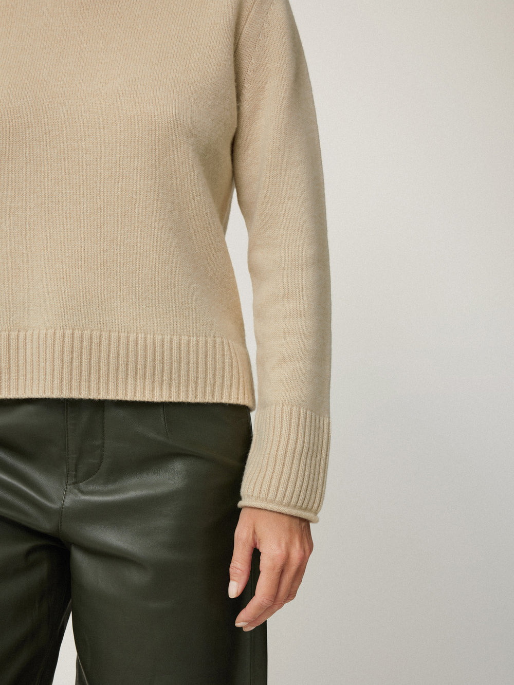 Compact Wool Cashmere Blend Jumper | Cream – Jigsaw