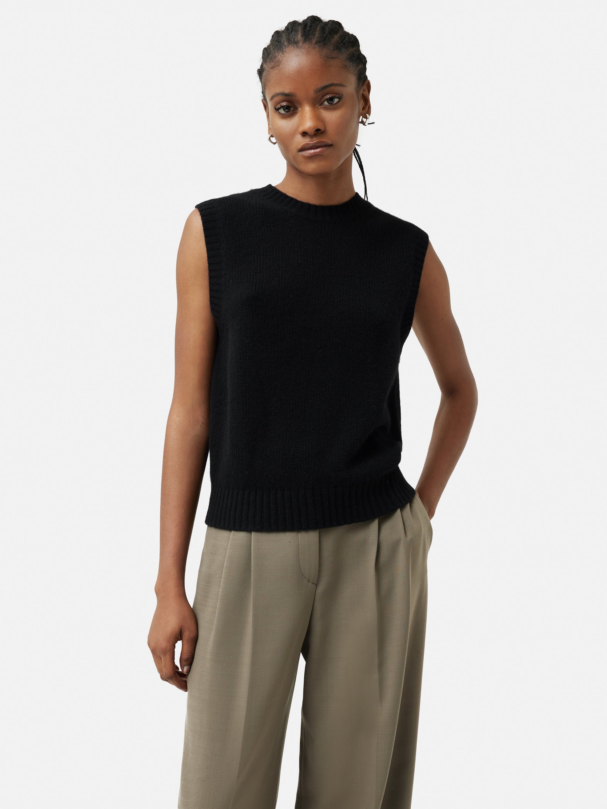 Cashmere Crew Neck Tank | Black – Jigsaw