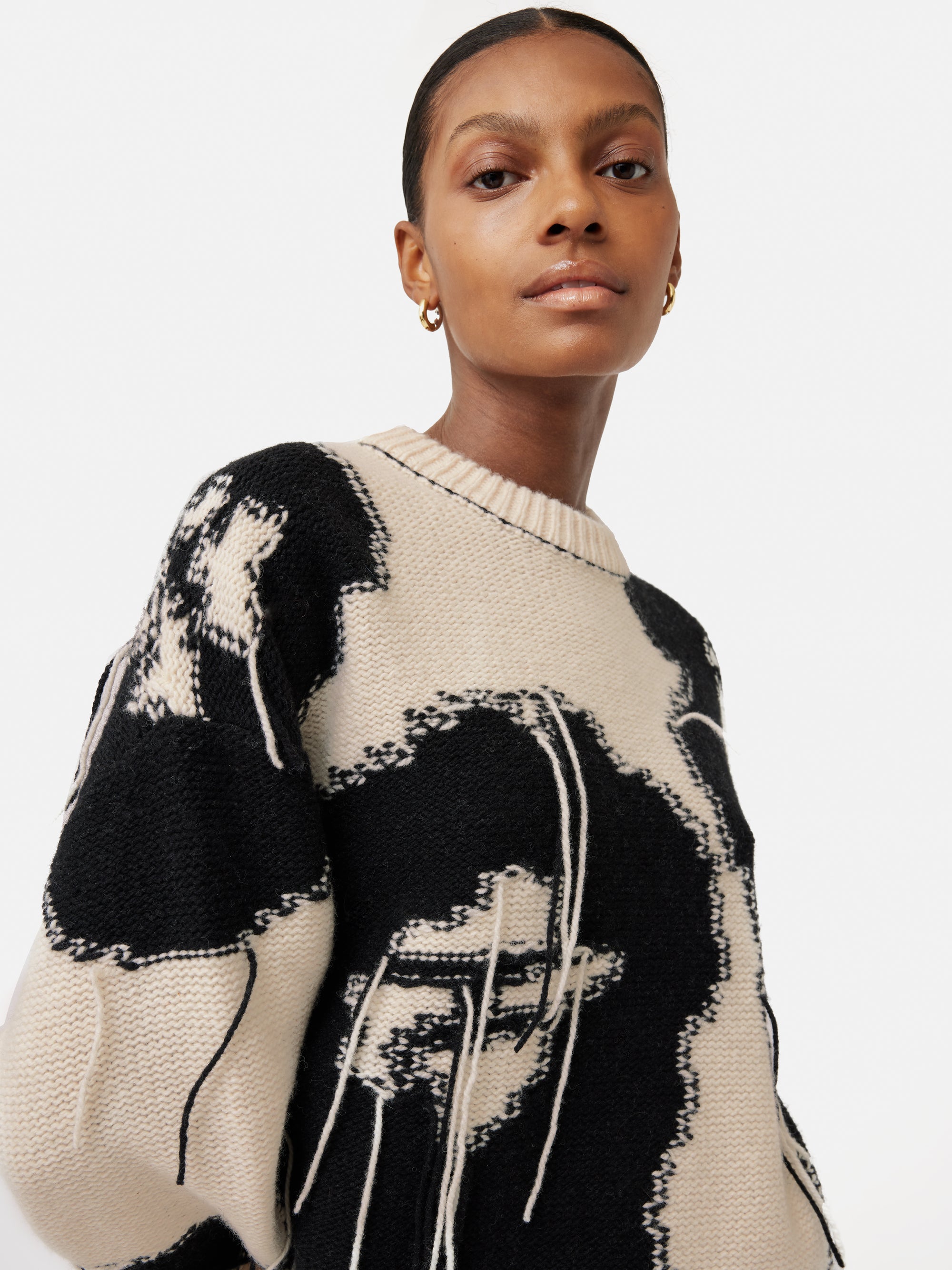 Floral Intarsia Jumper | Monochrome – Jigsaw