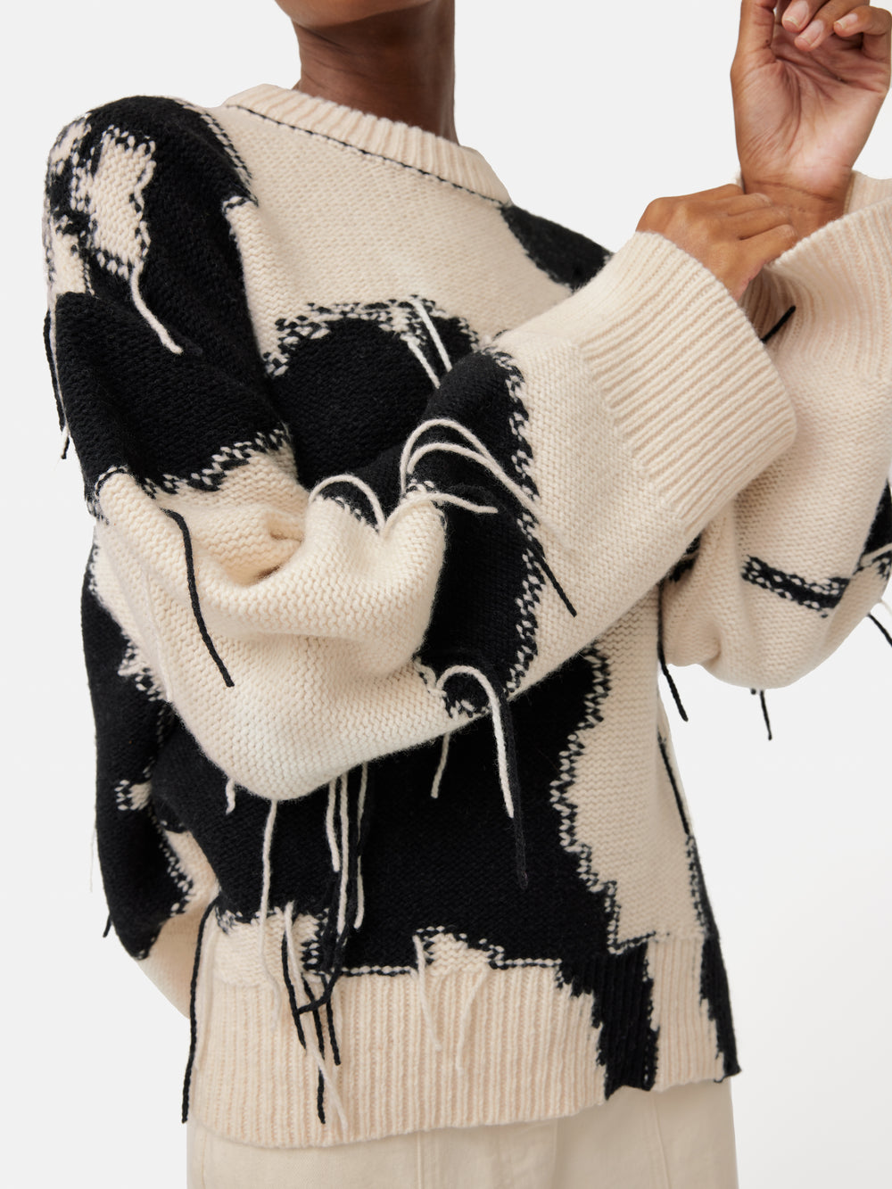 Floral Intarsia Jumper | Monochrome – Jigsaw