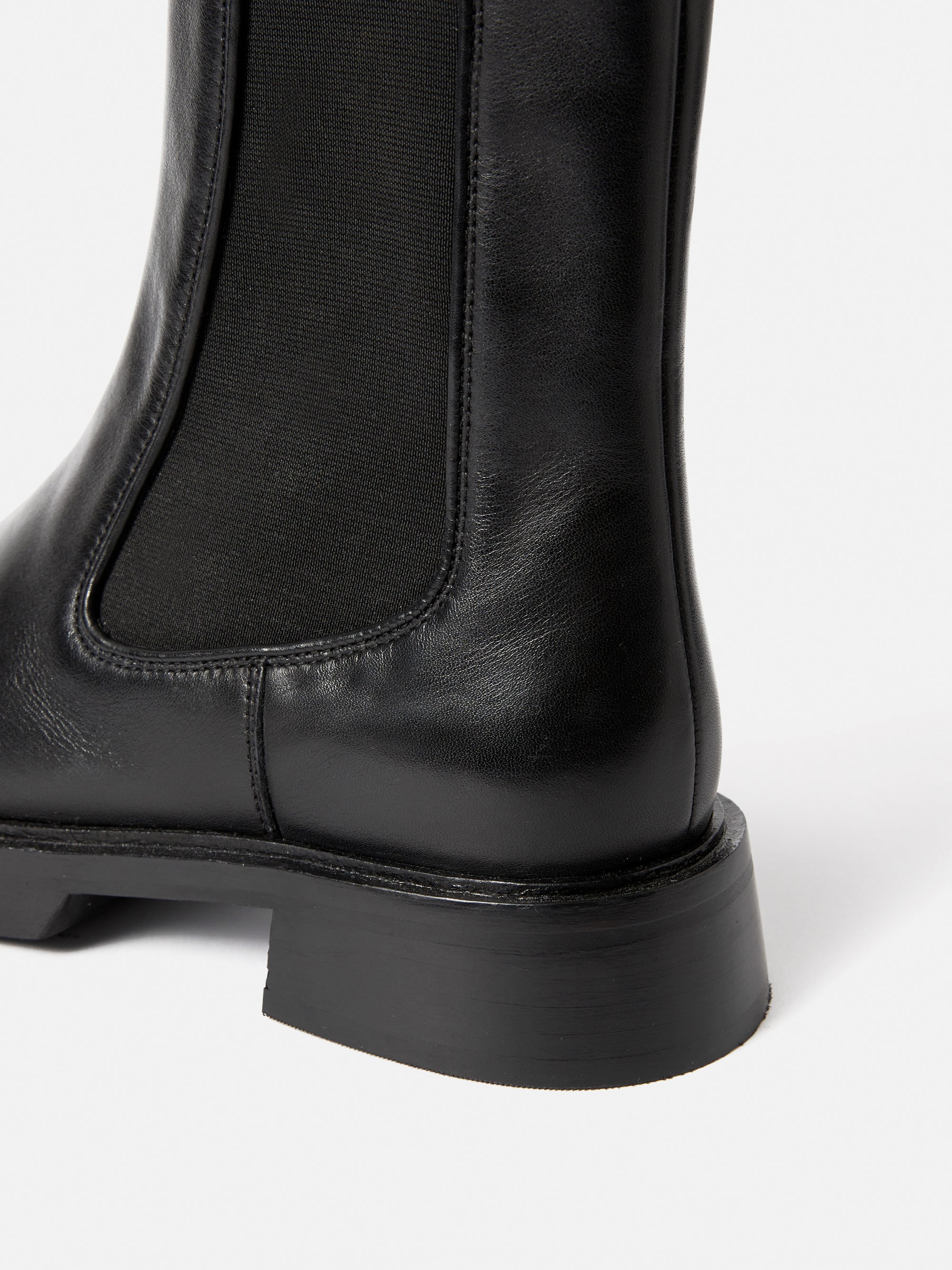 Chelsea Boot | Black – Jigsaw