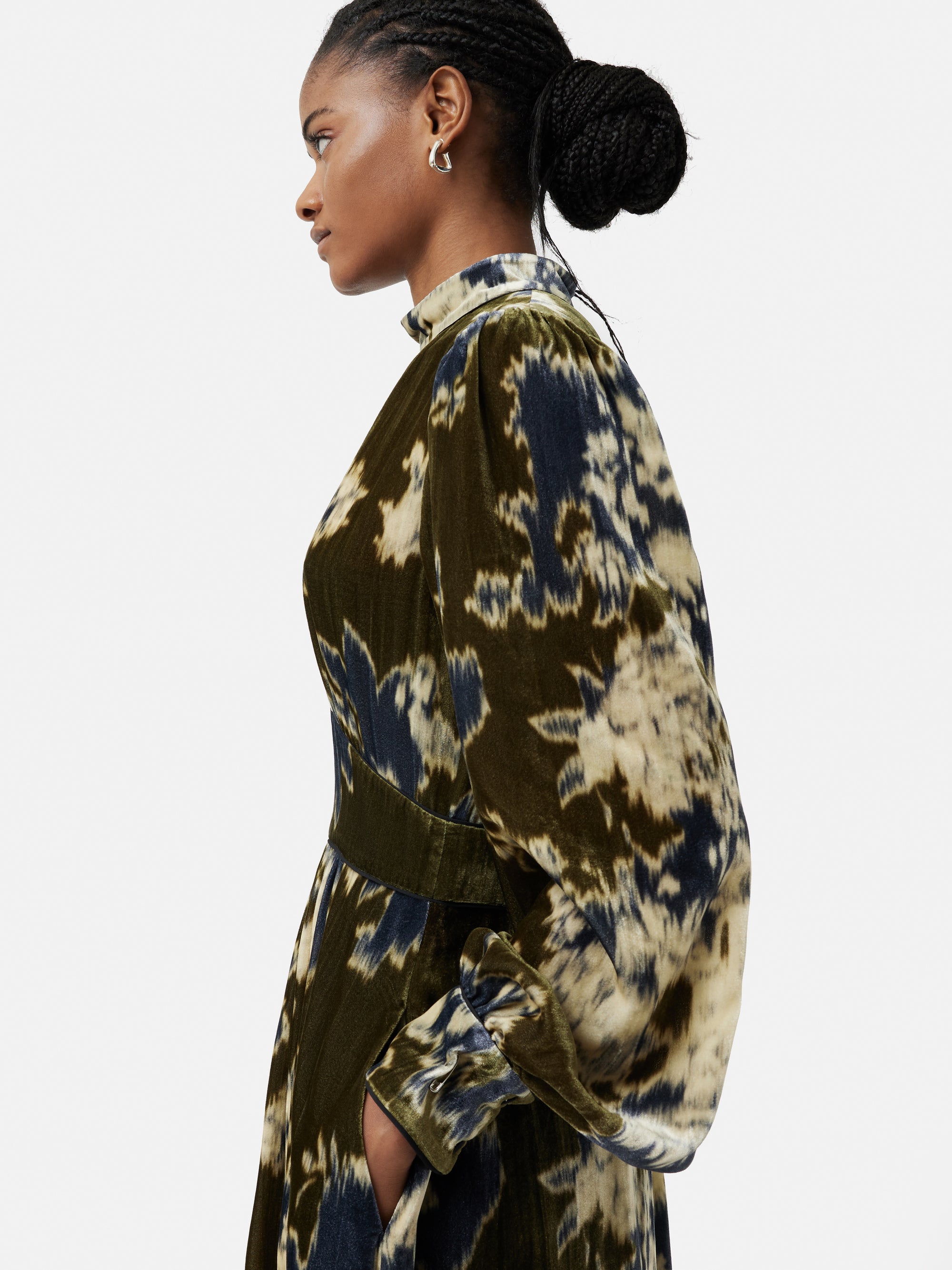 Glitched Ikat Velvet Dress | Green – Jigsaw