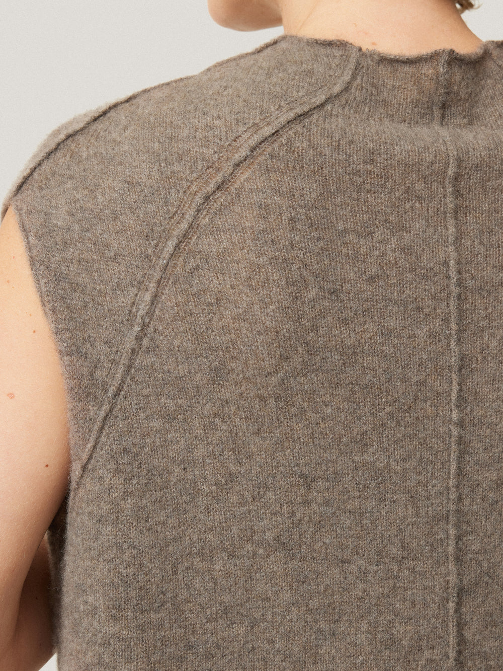 Cloud Cashmere Cap Sleeve Top | Taupe – Jigsaw