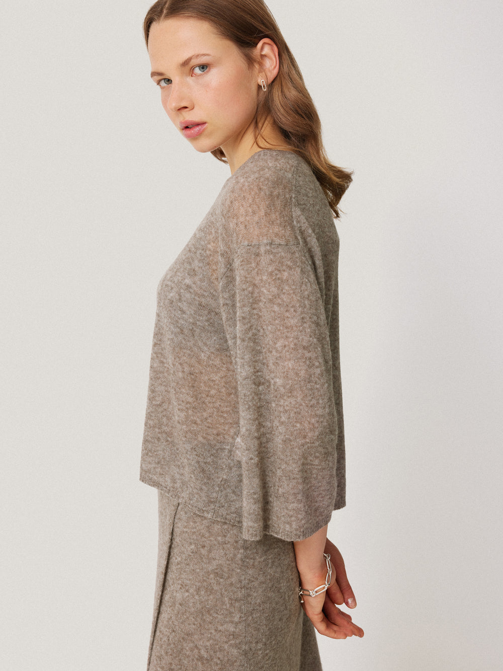 Soft Gauzy Knit T-shirt | Taupe – Jigsaw