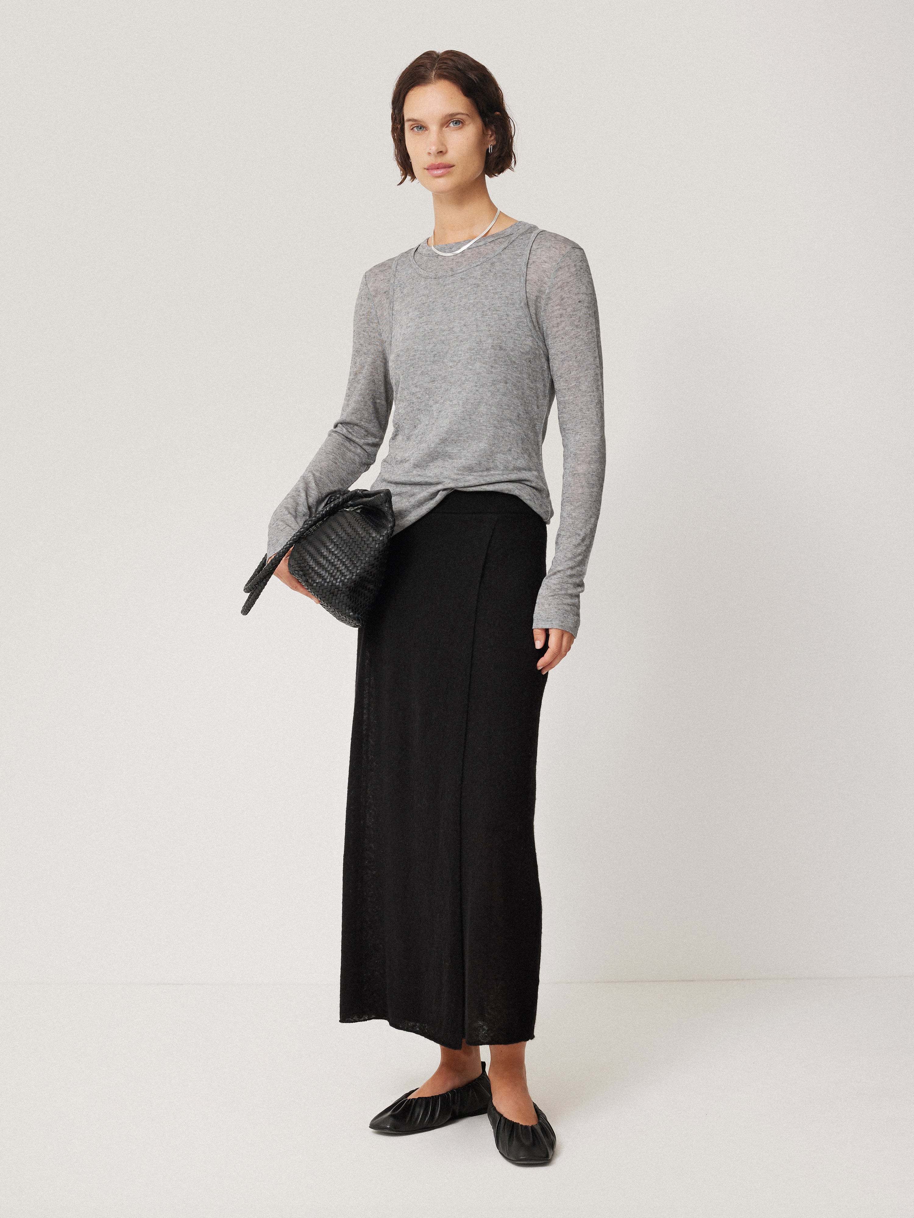 Soft Gauzy Knit Skirt | Black – Jigsaw
