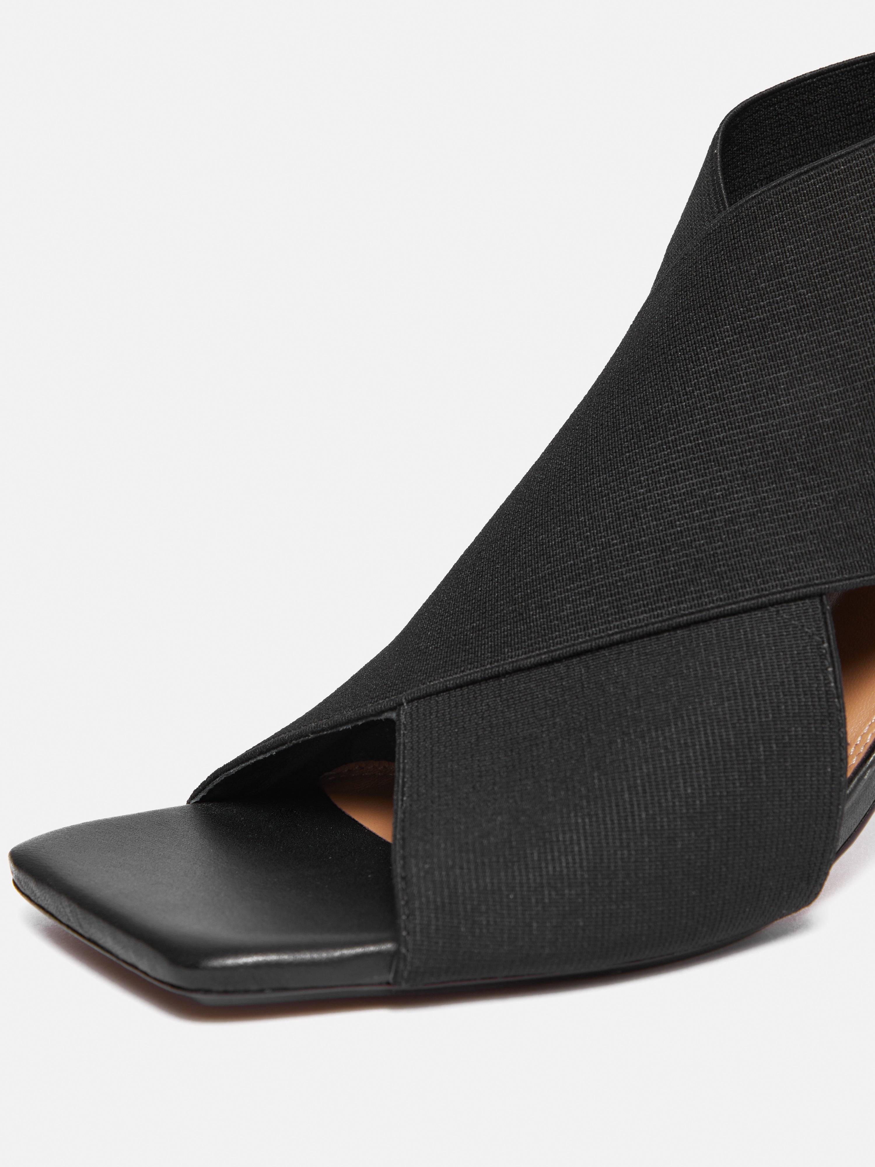 Daisy Heeled Sandal | Black – Jigsaw