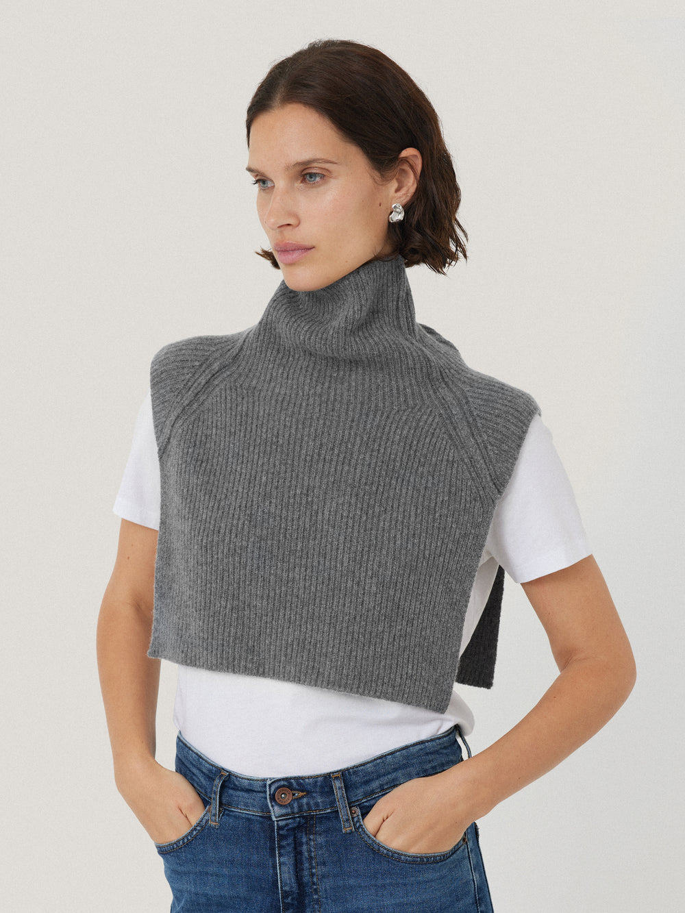 Wool Cashmere Roll Neck Bib | Grey – Jigsaw