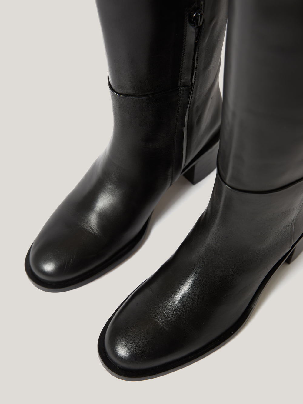 Leather Heeled Riding Boot | Black – Jigsaw