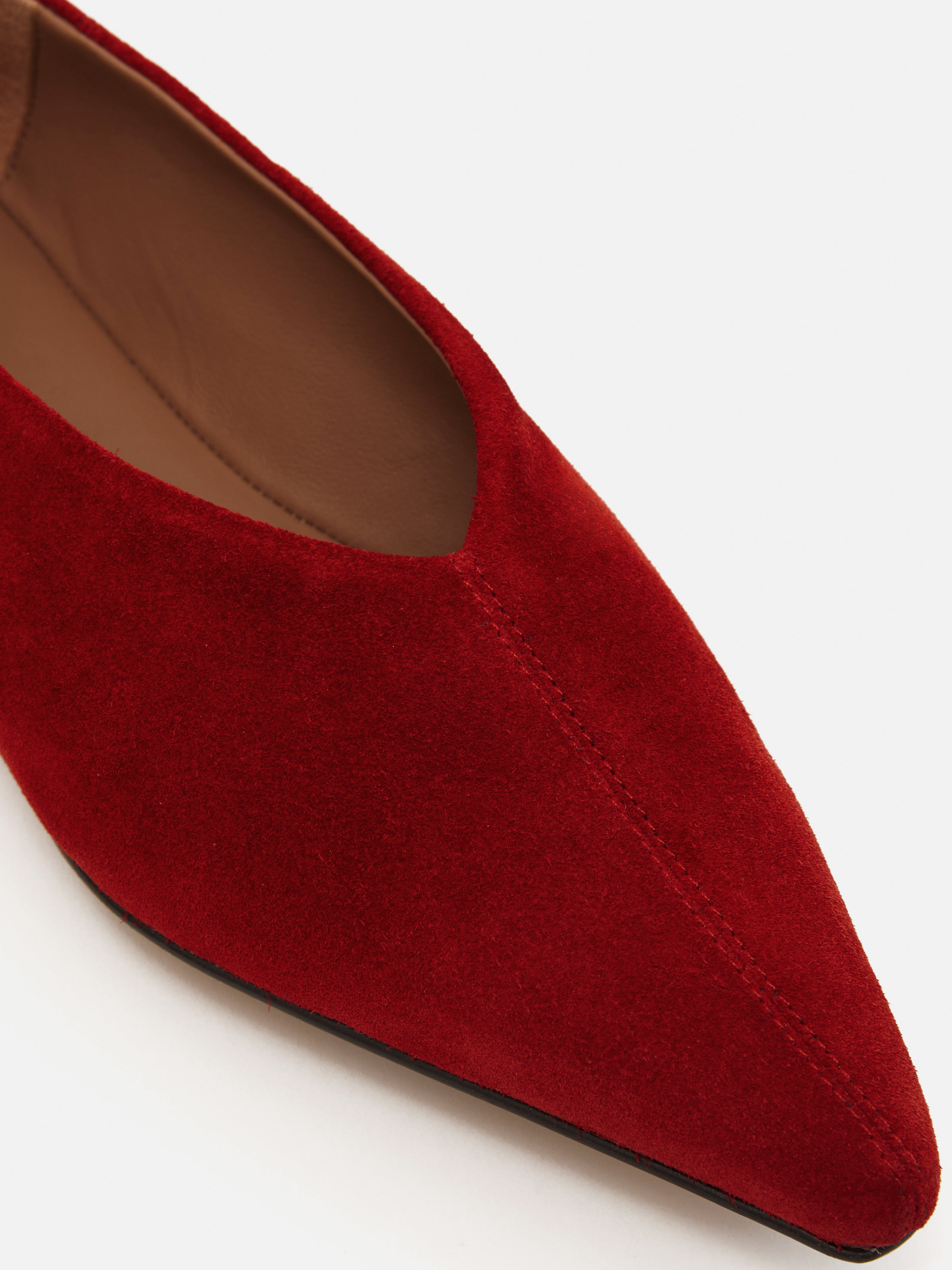 Linnie Flat Pointed Ballerina | Red – Jigsaw