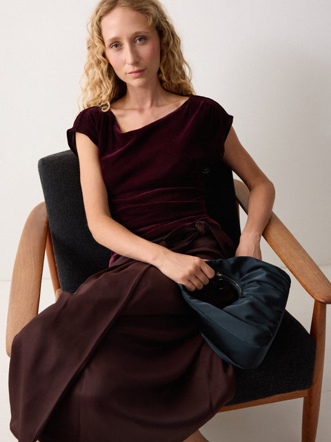 Pleated Satin Tay Bag | Navy – Jigsaw